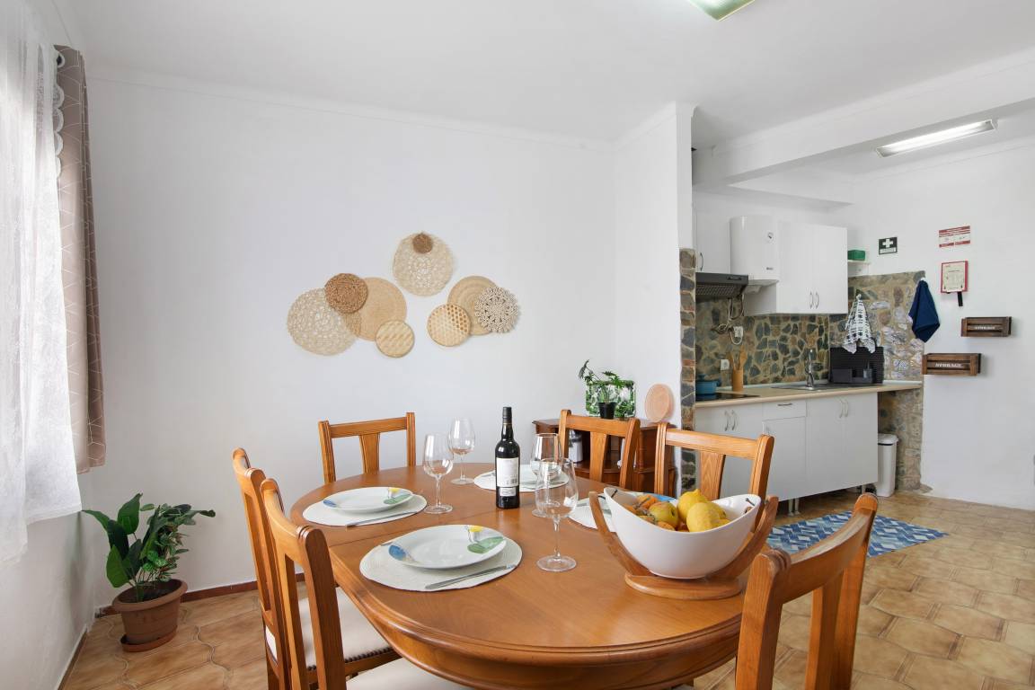 90 M² Casa ∙ 1 Quarto ∙ 4 Hóspedes - Altura