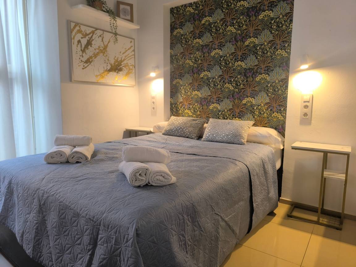 42 M² Apartment ∙ 1 Bedroom ∙ 4 Guests - Seville