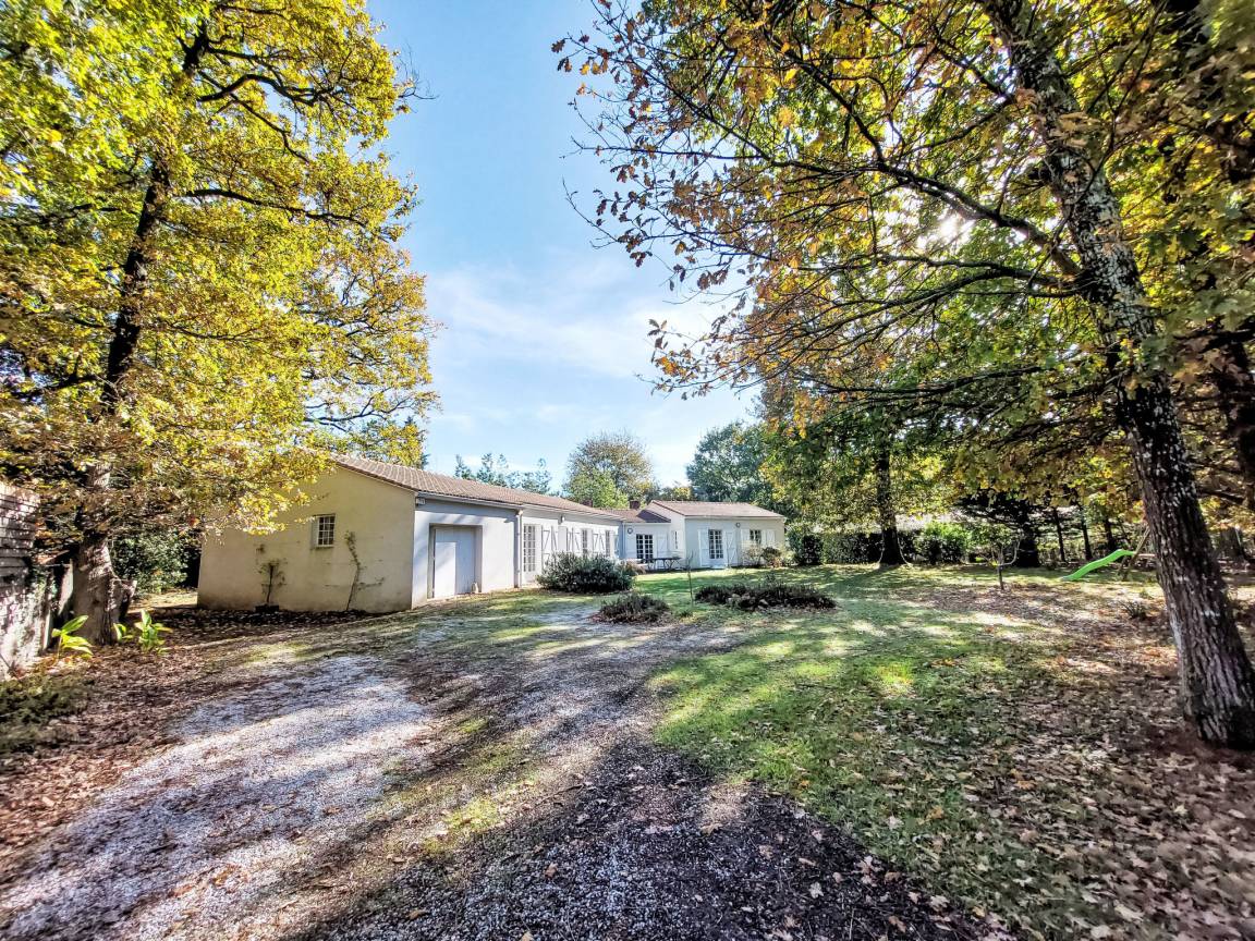 170 M² Maison De Vacances ∙ 5 Chambres ∙ 10 Personnes - Jard-sur-Mer