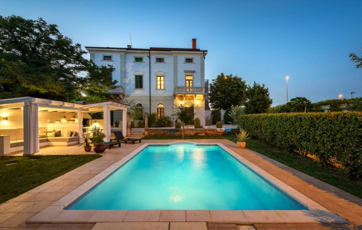 147 M² Villa ∙ 2 Schlafzimmer ∙ 6 Gäste - Novigrad