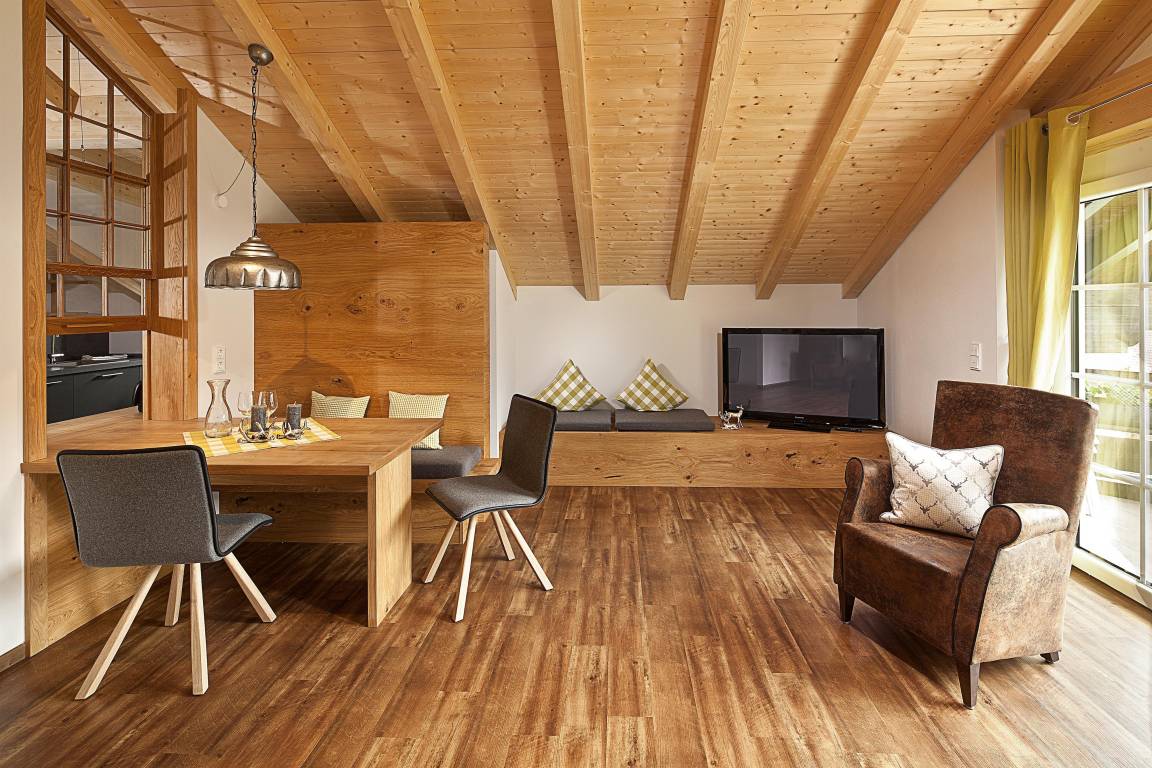70 M² Appartement ∙ 1 Slaapkamer ∙ 4 Gasten - Bolsterlang