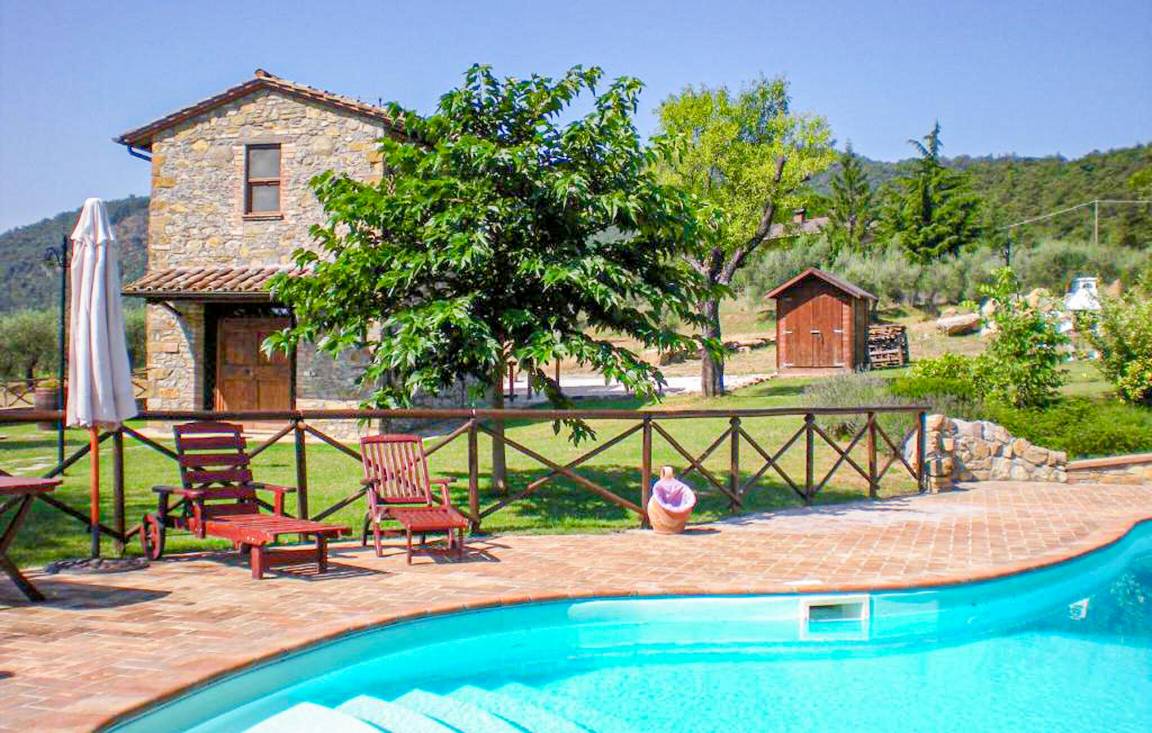 400 M² House ∙ 5 Bedrooms ∙ 16 Guests - Umbria