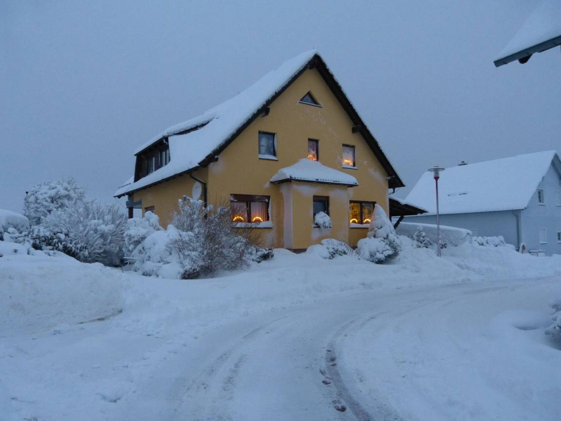 70 M² Ferienwohnung ∙ 1 Schlafzimmer ∙ 4 Gäste - Wolkenstein