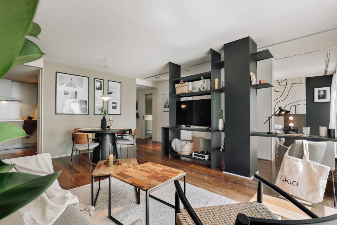 86 M² Apartamento ∙ 1 Habitación ∙ 3 Huéspedes - Sant Cugat del Vallès