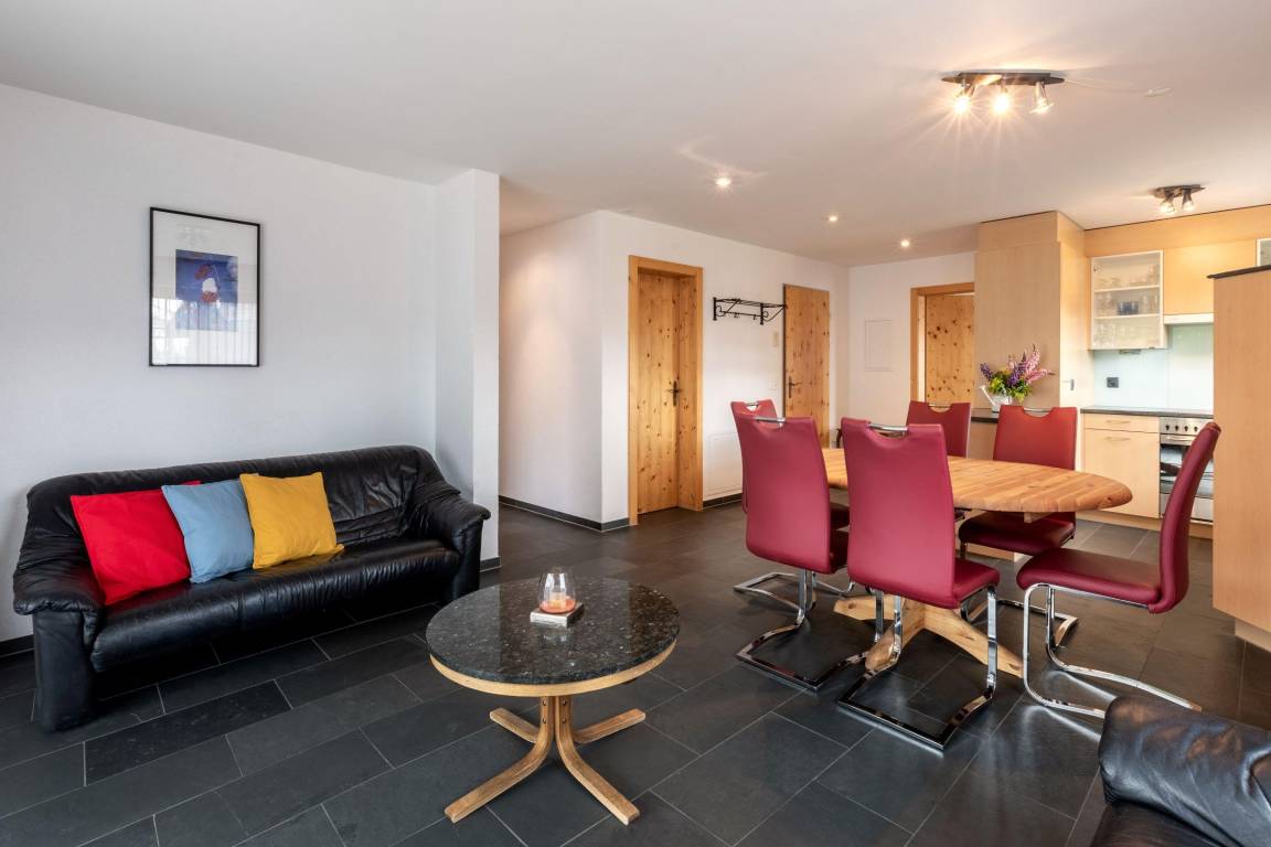 80 M² Appartement ∙ 2 Slaapkamers ∙ 4 Gasten - Arosa