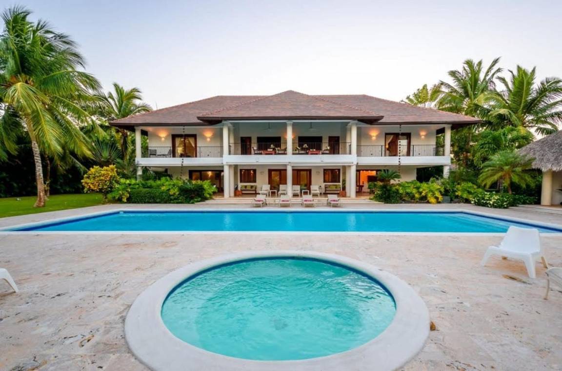 Villa ∙ 6 Bedrooms ∙ 12 Guests - La Romana