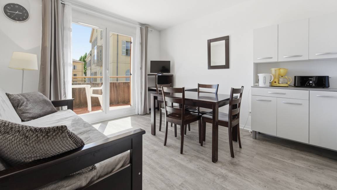 32 M² Appartement ∙ 1 Chambre ∙ 4 Personnes - Grasse
