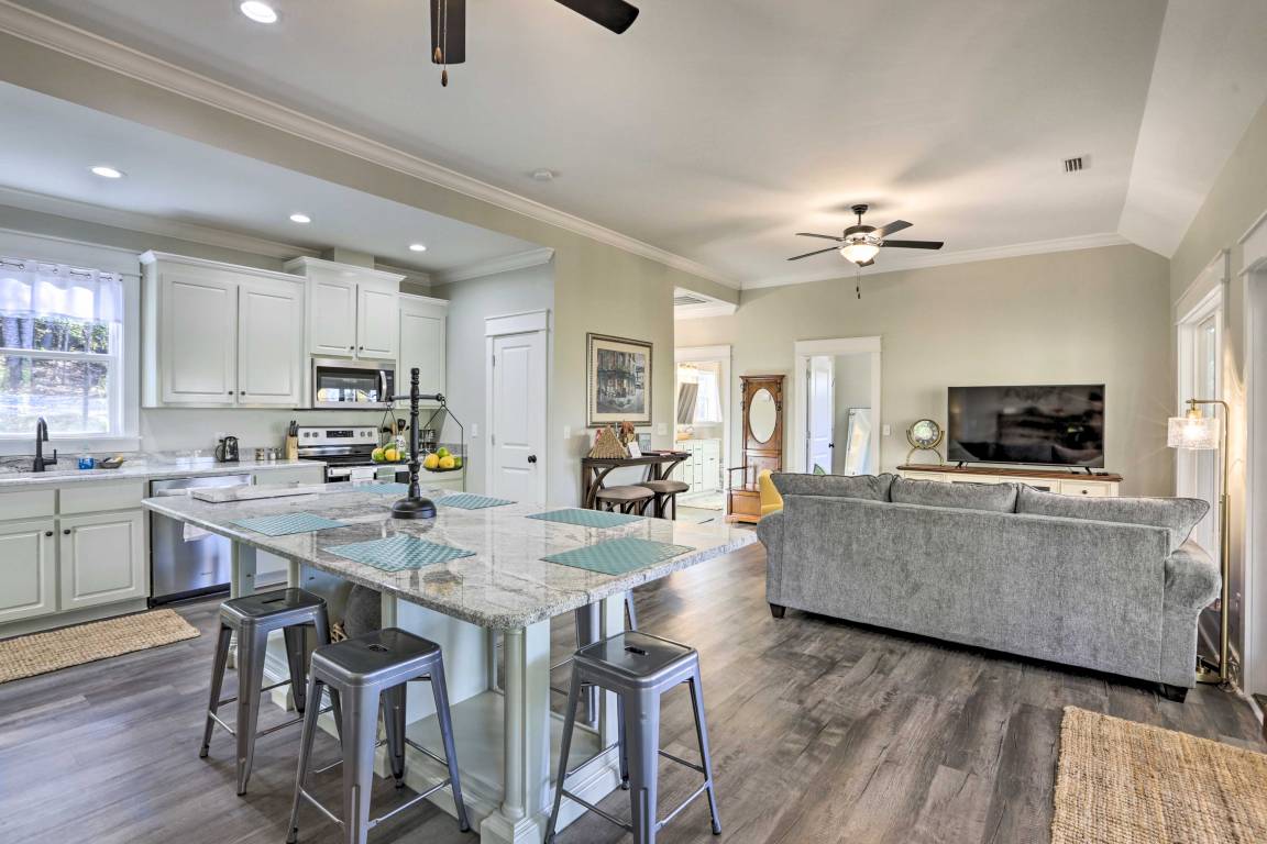 106 M² House ∙ 2 Bedrooms ∙ 6 Guests - Walter F. George Lake, AL
