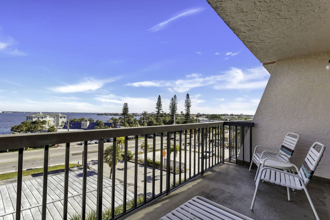 79 M² Condo ∙ 1 Bedroom ∙ 4 Guests - St. Pete Beach, FL