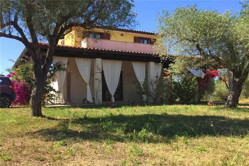 110 M² Finca ∙ 2 Bedrooms ∙ 4 Guests - Sassari
