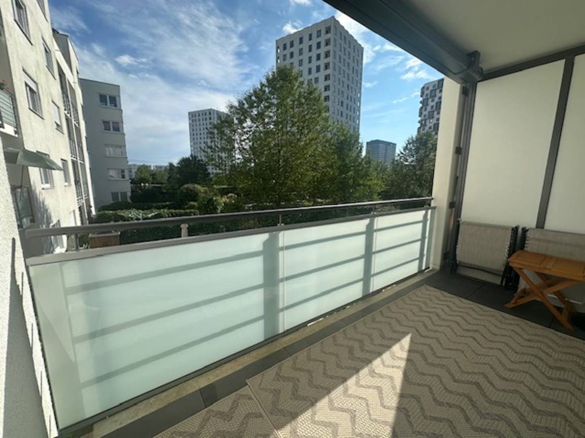 64 M² Ferienwohnung ∙ 1 Schlafzimmer ∙ 2 Gäste - München