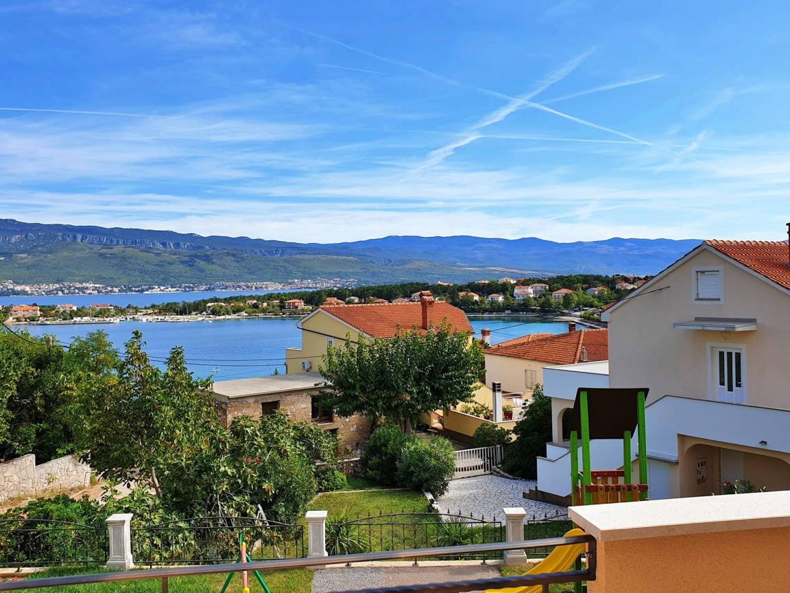 70 M² Apartment ∙ 2 Bedrooms ∙ 4 Guests - Crikvenica