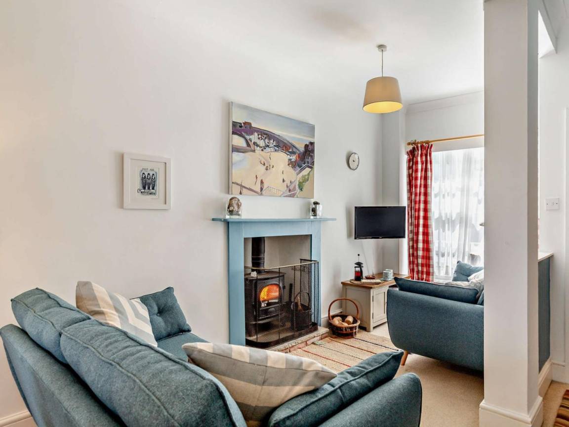 Cottage ∙ 3 Bedrooms ∙ 6 Guests - Charmouth