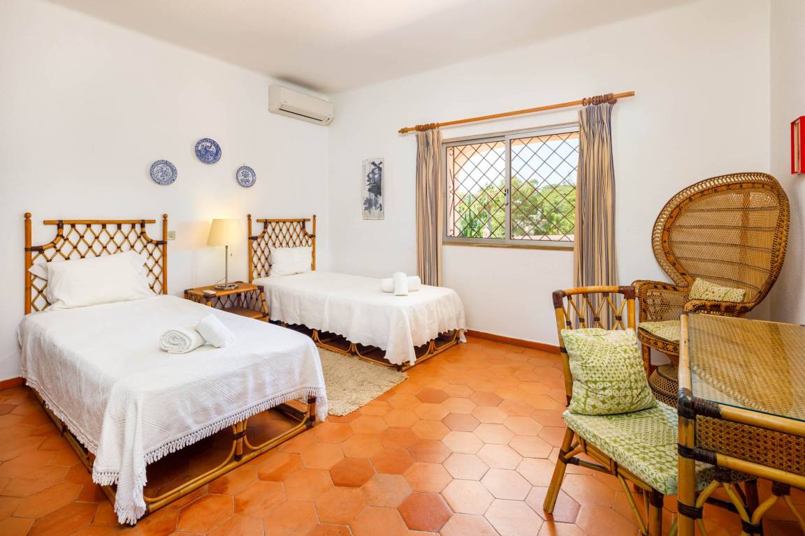 Villa ∙ 3 Habitaciones ∙ 6 Huéspedes - Quarteira