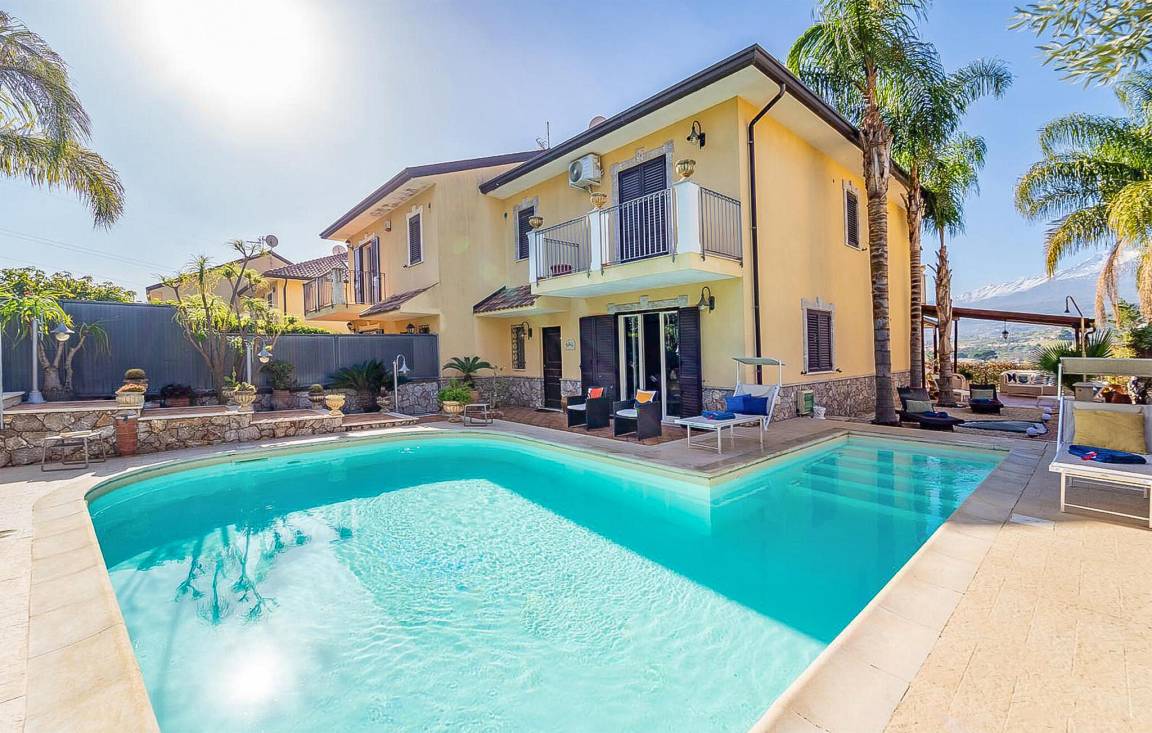 220 M² Maisonette-wohnung ∙ 3 Schlafzimmer ∙ 8 Gäste - Taormina