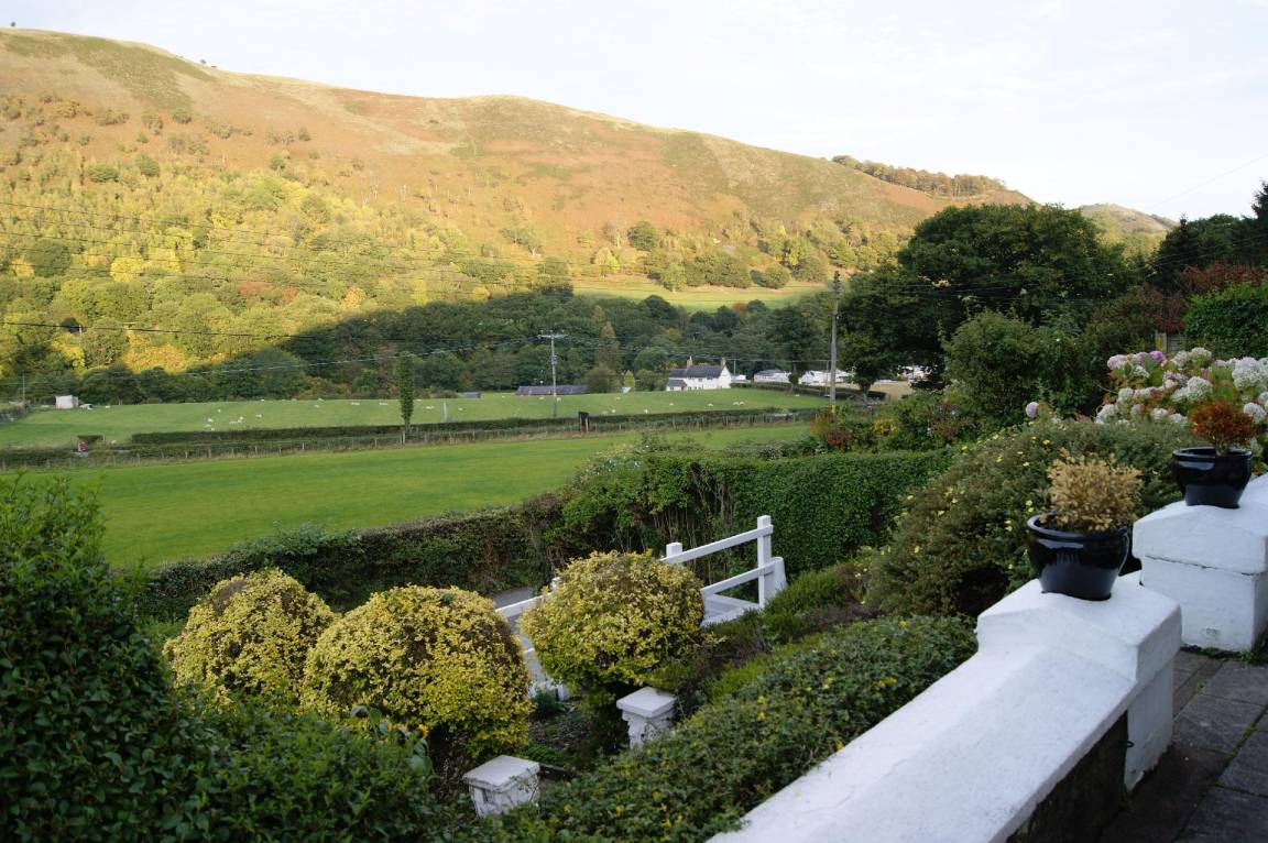 140 M² House ∙ 3 Bedrooms ∙ 5 Guests - Llangollen