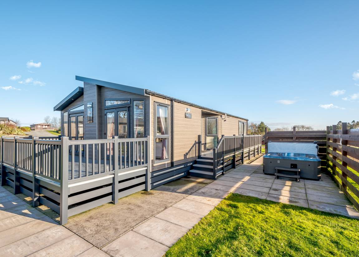 Chalet ∙ 2 Bedrooms ∙ 4 Guests - Scotland