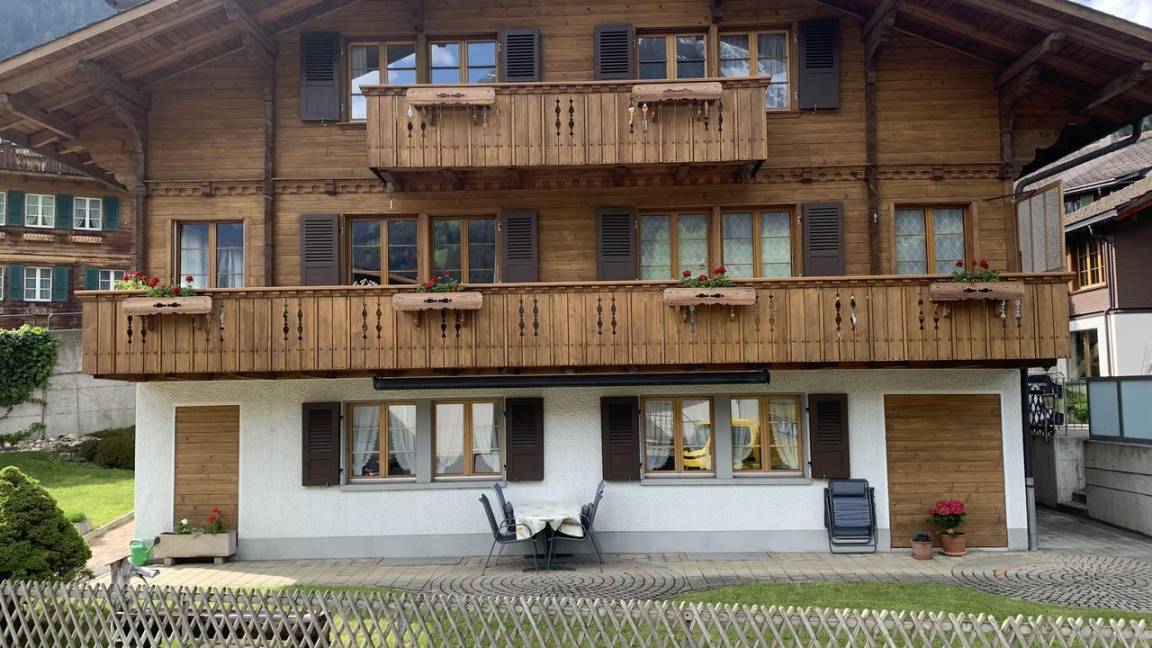 108 M² Apartment ∙ 3 Bedrooms ∙ 5 Guests - Frutigen
