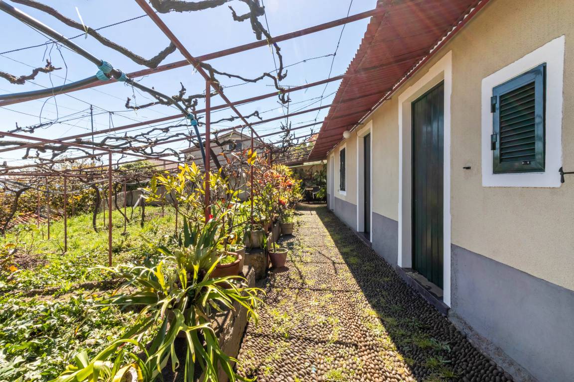 60 M² Chalet ∙ 2 Bedrooms ∙ 4 Guests - Madeira Island