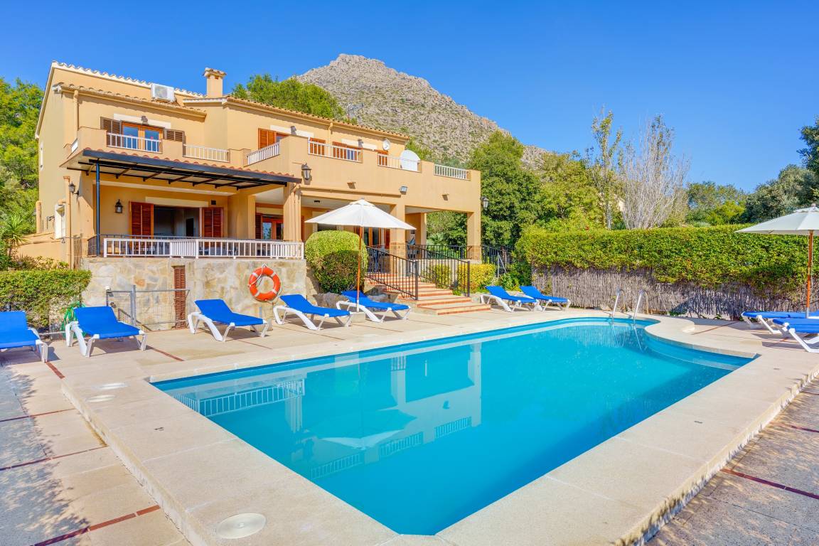 268 M² Ferienhaus ∙ 5 Schlafzimmer ∙ 10 Gäste - Port de Pollença