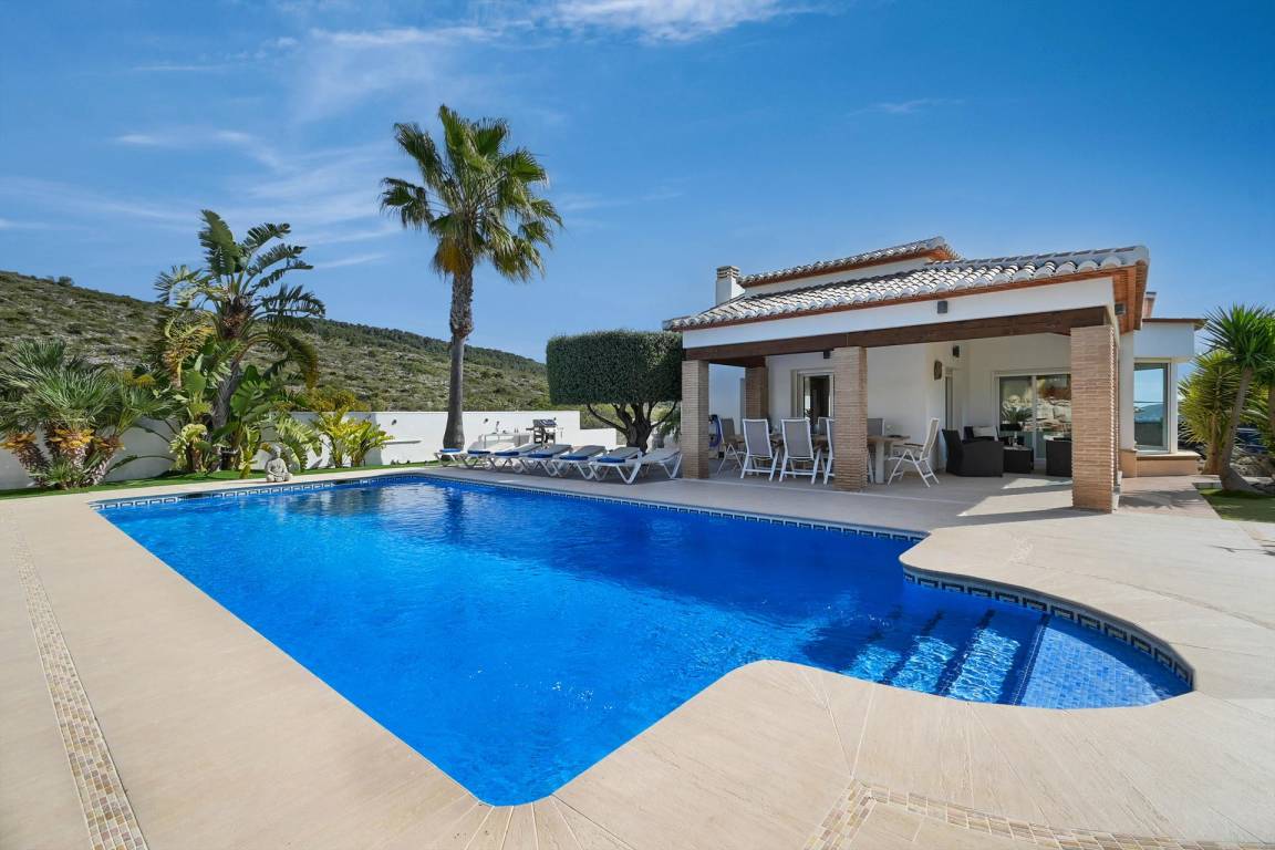 200 M² Complejo Vacacional ∙ 3 Habitaciones ∙ 6 Huéspedes - Cumbre del Sol
