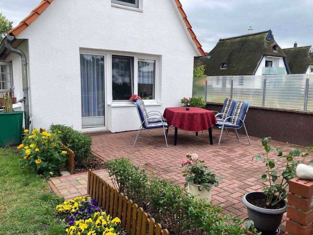 35 M² House ∙ 2 Bedrooms ∙ 3 Guests - Hiddensee