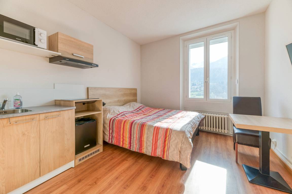22 M² Appartement ∙ 1 Chambre ∙ 2 Personnes - Allevard