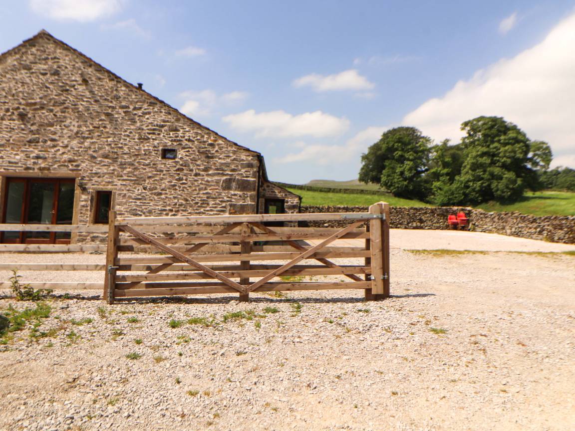 Cottage ∙ 4 Bedrooms ∙ 7 Guests - Settle