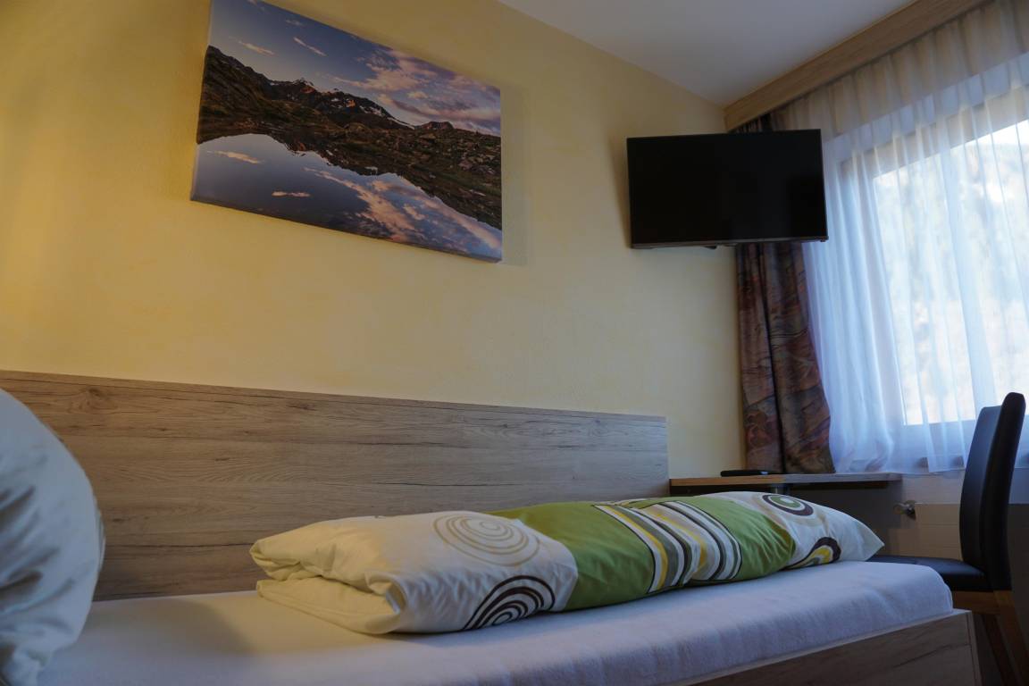 12 M² Hotel ∙ 1 Bedroom ∙ 1 Guest - Neustift im Stubaital
