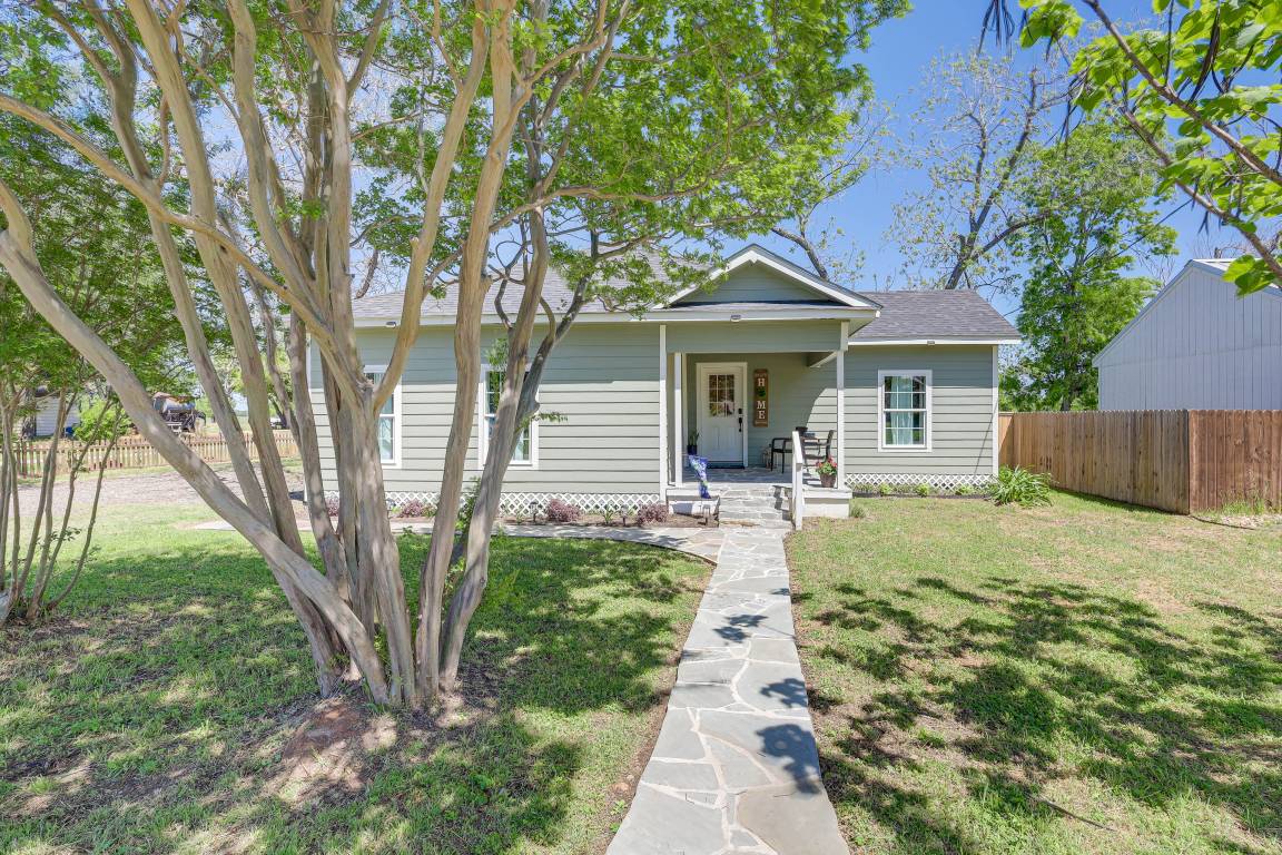 139 M² House ∙ 3 Bedrooms ∙ 9 Guests - Franklin, TX