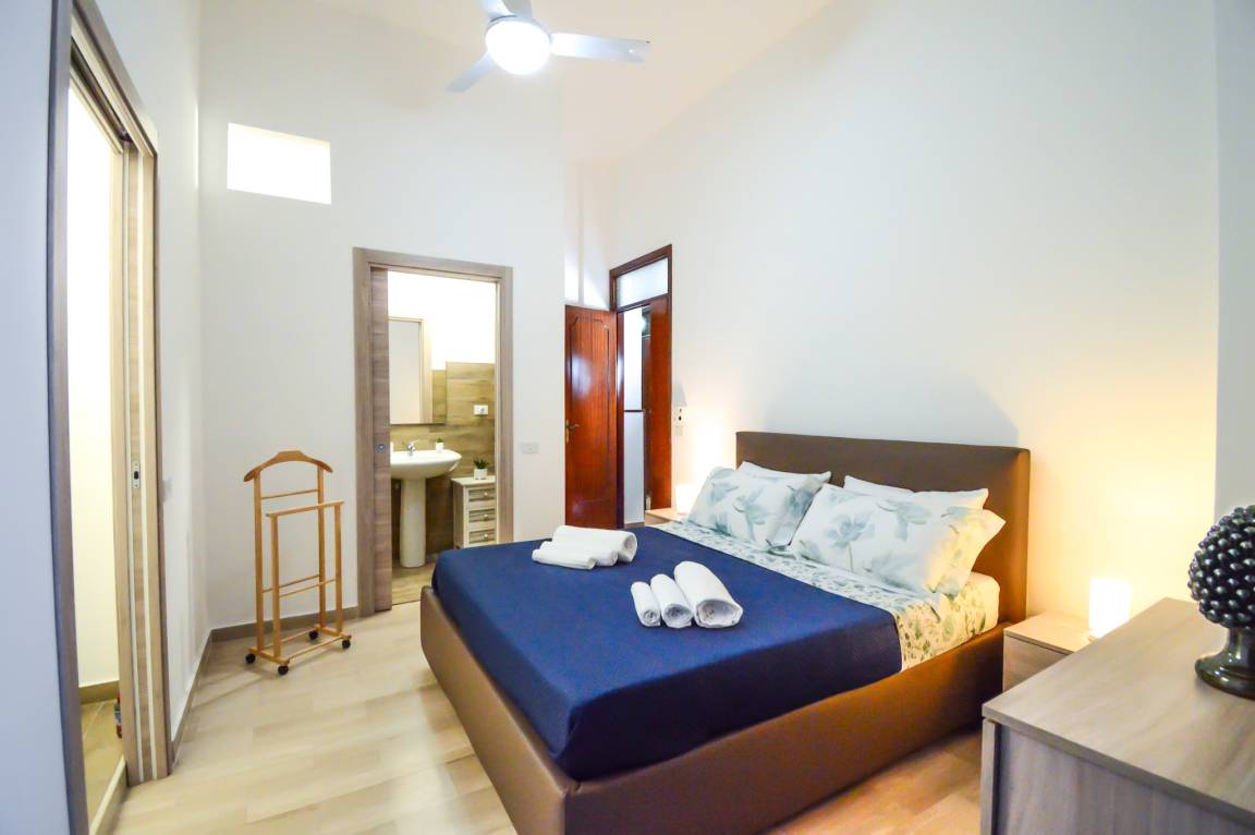 120 M² House ∙ 3 Bedrooms ∙ 8 Guests - Gioiosa Marea