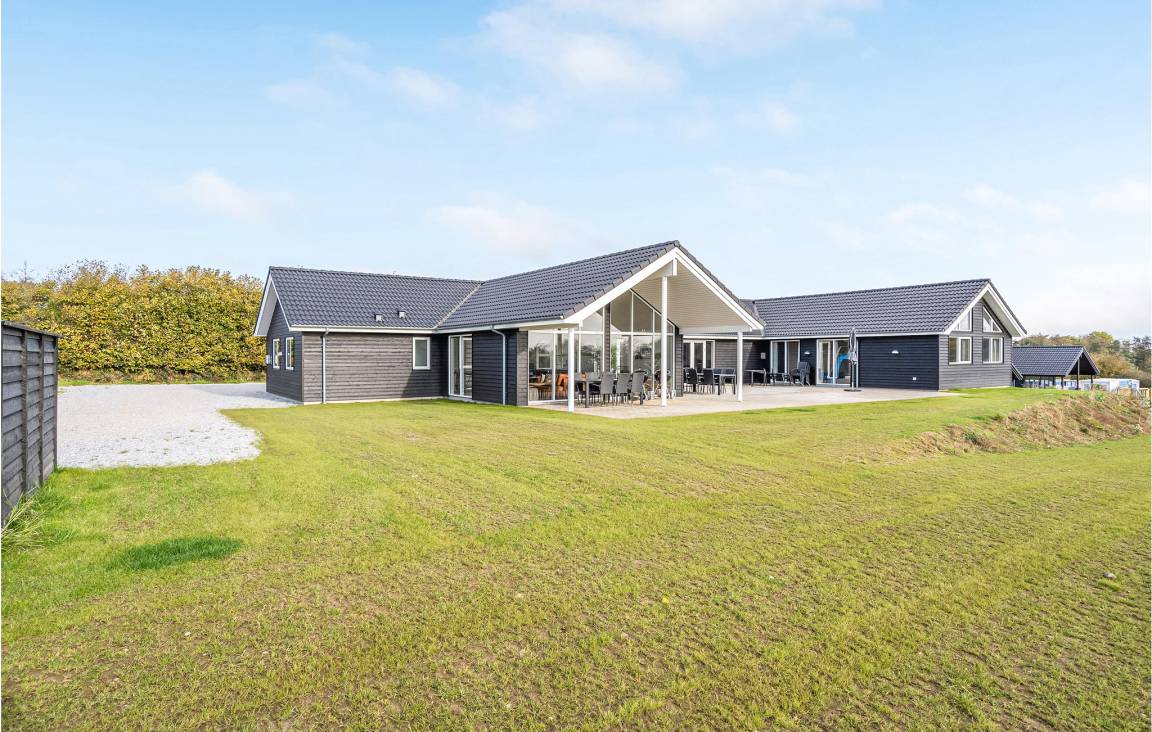 325 M² Ferienhaus ∙ 10 Schlafzimmer ∙ 24 Gäste - Sydals Kommune