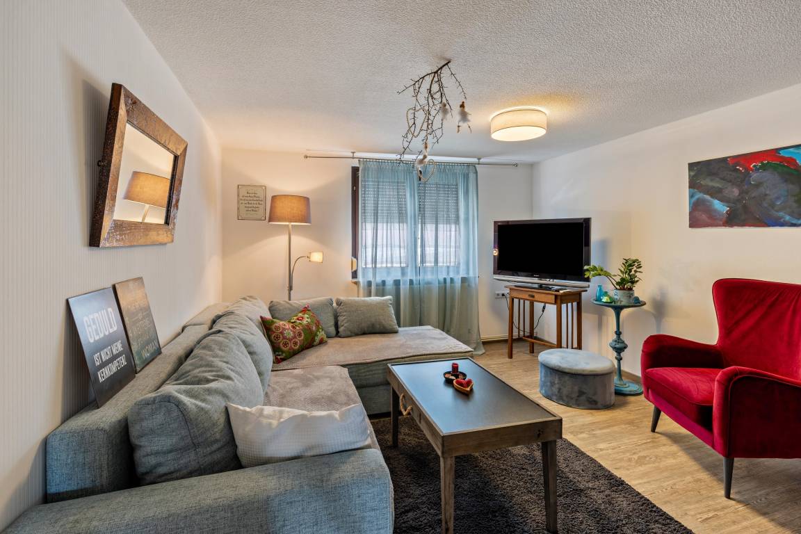 60 M² Ferienwohnung ∙ 1 Schlafzimmer ∙ 3 Gäste - Balingen