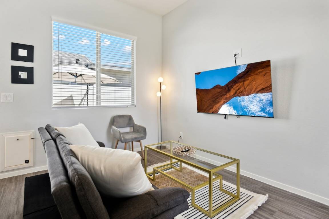 House ∙ 2 Bedrooms ∙ 4 Guests - Buckeye, AZ