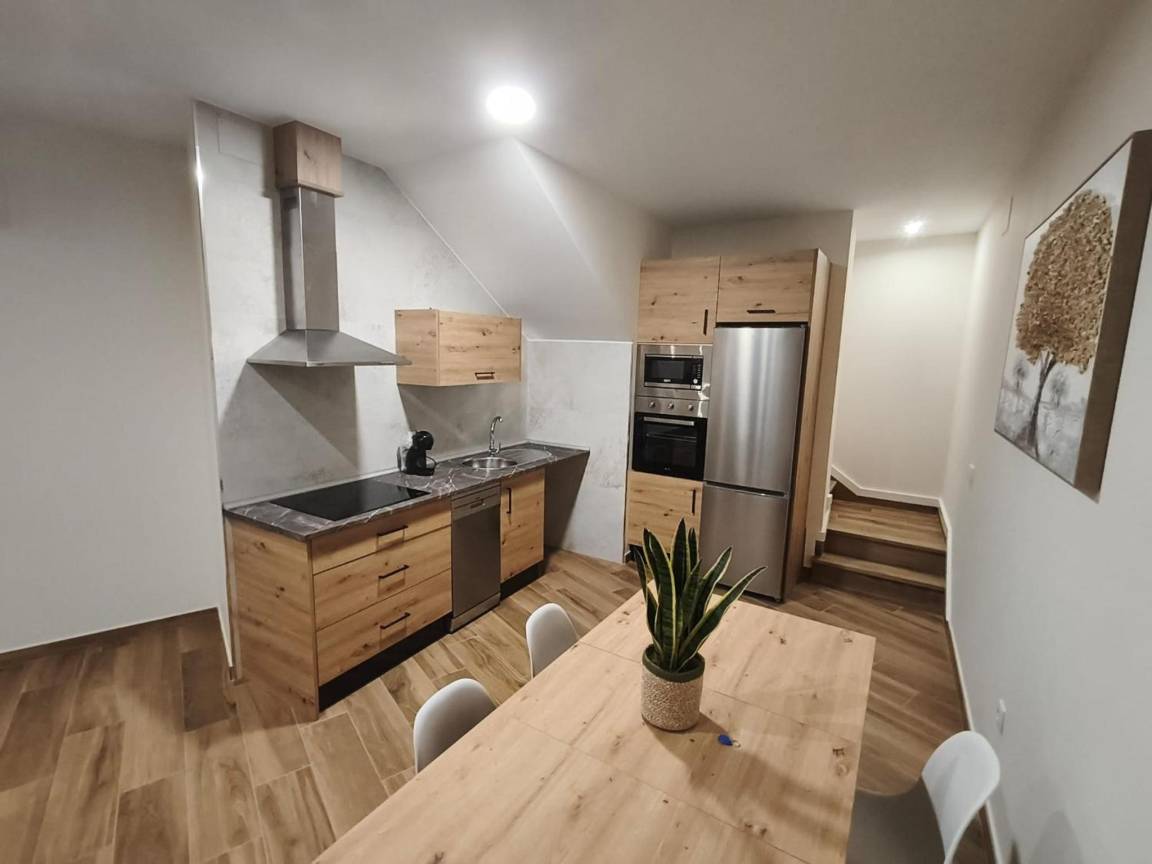 80 M² Apartamento ∙ 2 Habitaciones ∙ 6 Huéspedes - Villanueva de los Infantes