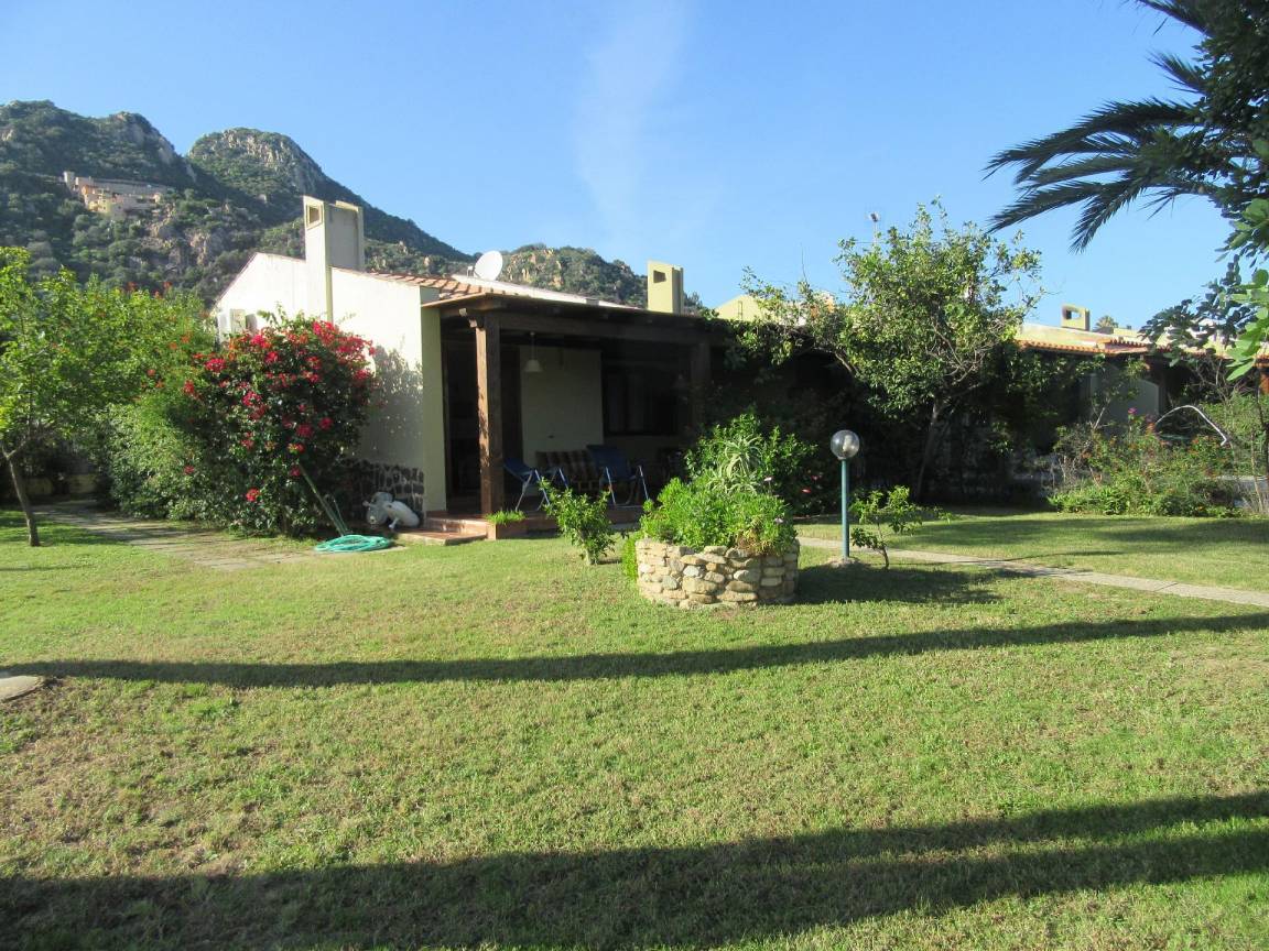65 M² Ferienhaus ∙ 3 Schlafzimmer ∙ 7 Gäste - Costa Rei
