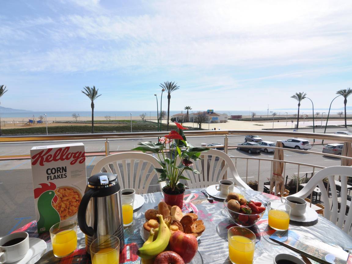 100 M² Apartamento ∙ 3 Habitaciones ∙ 8 Huéspedes - Ampuriabrava