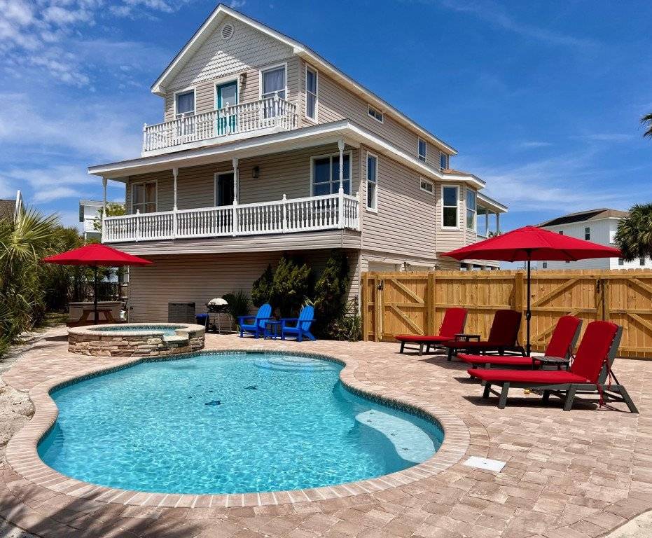 Beautiful 5-bdrm, 4.5-bath Home - Within Easy Walking Distance To Everything! - Pensacola Beach
