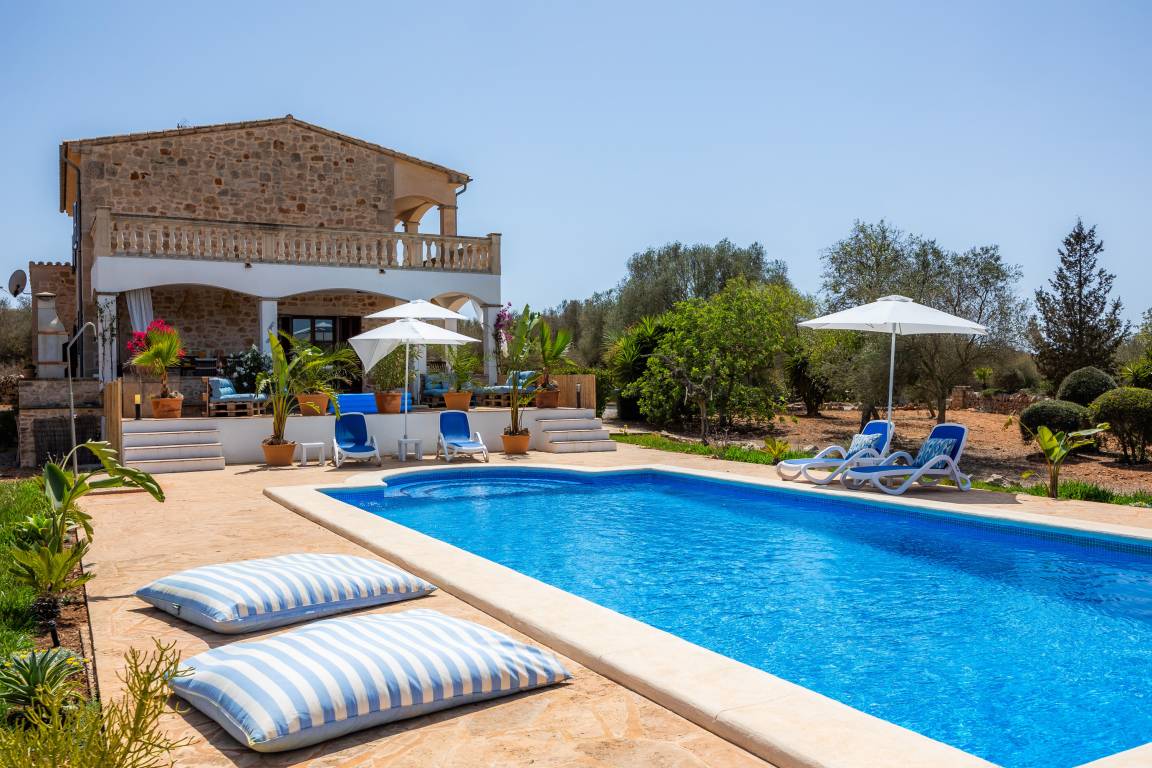 140 M² Finca ∙ 4 Schlafzimmer ∙ 7 Gäste - Mallorca