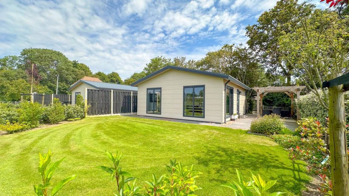 58 M² House ∙ 2 Bedrooms ∙ 4 Guests - Alkmaar