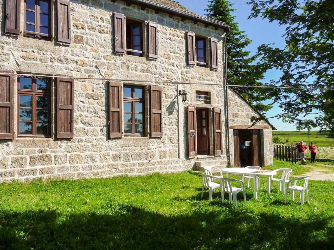 100 M² Gîte ∙ 3 Chambres ∙ 6 Personnes - Lozère