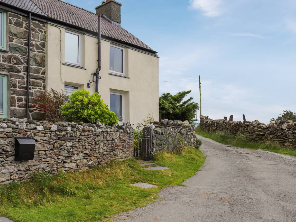Cottage ∙ 2 Bedrooms ∙ 3 Guests - Beddgelert