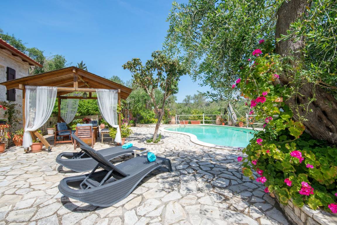 100 M² Villa ∙ 2 Schlafzimmer ∙ 4 Gäste - Paxos