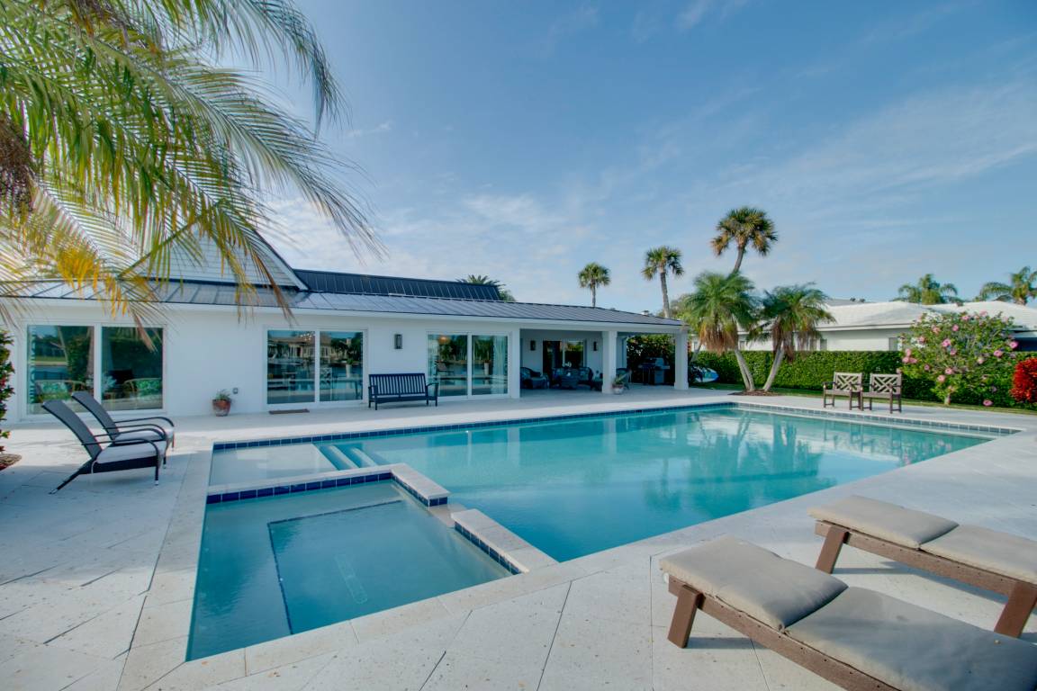 334 M² House ∙ 4 Bedrooms ∙ 8 Guests - Vero Beach, FL
