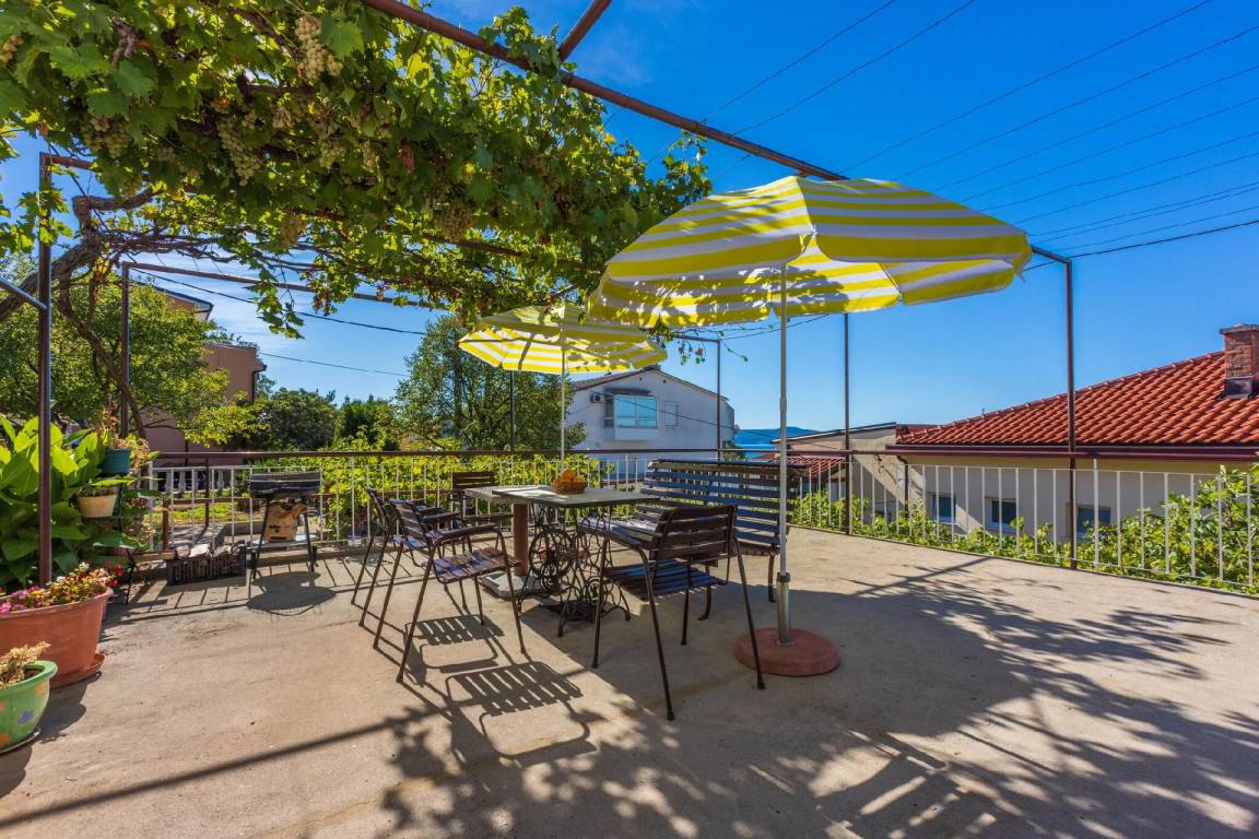 70 M² Ferienwohnung ∙ 3 Schlafzimmer ∙ 6 Gäste - Crikvenica