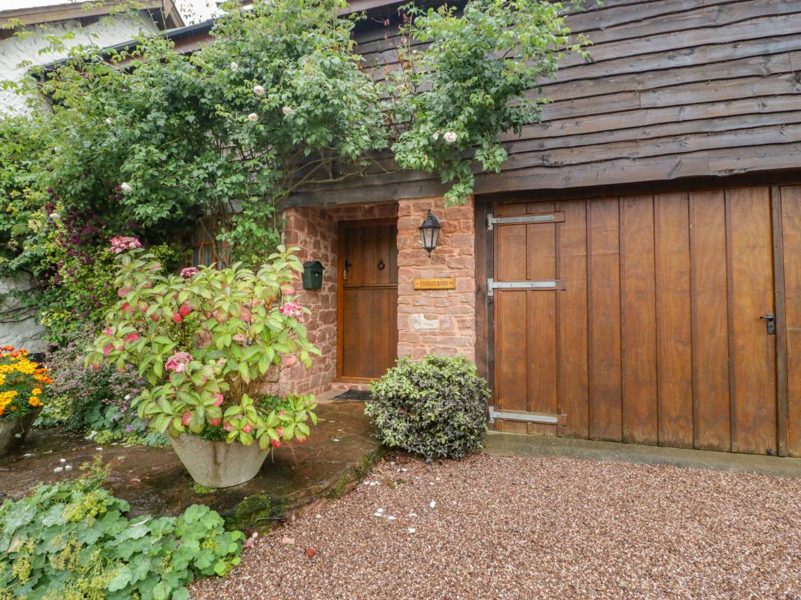 Cottage ∙ 2 Bedrooms ∙ 4 Guests - Watchet