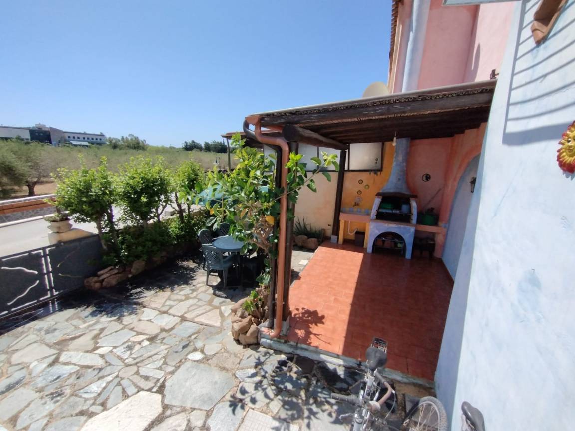 80 M² Ferienhaus ∙ 1 Schlafzimmer ∙ 4 Gäste - Orosei