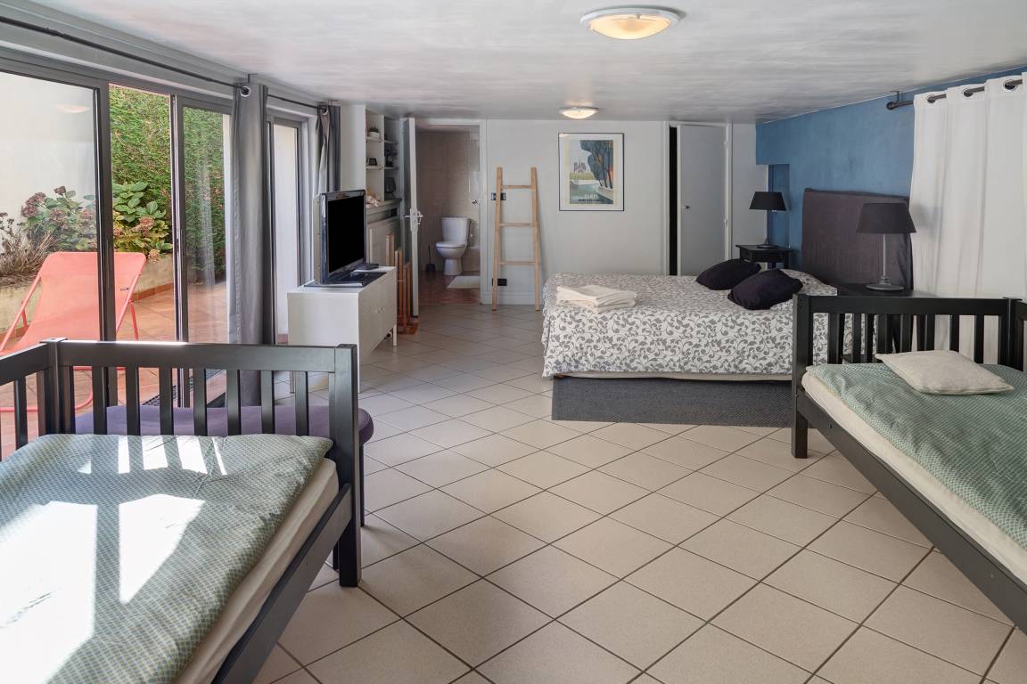 30 M² Chambre D'hôtes ∙ 1 Chambre ∙ 4 Personnes - Senlis