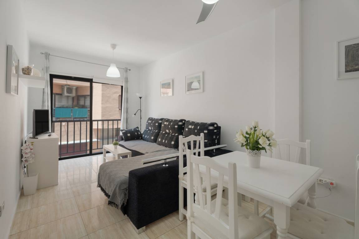 90 M² House ∙ 2 Bedrooms ∙ 4 Guests - La Gomera