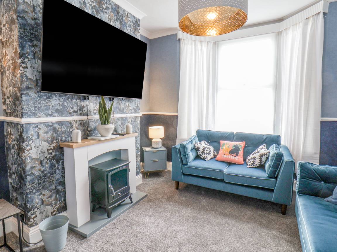 Cottage ∙ 3 Bedrooms ∙ 6 Guests - Scarborough